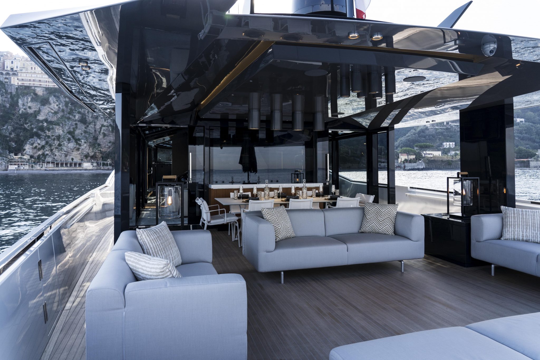 Arcadia A85, hull 18 has been launched | Superyachts News